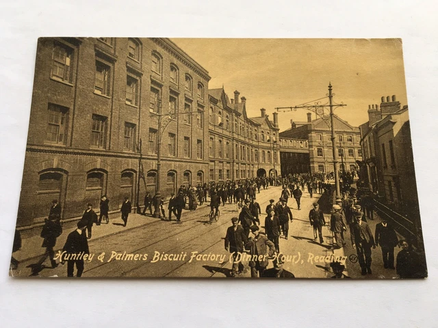 C1910 VINTAGE HUNTLEY&PALMERS Biscuit Factory(Dinner Hour)Reading ...