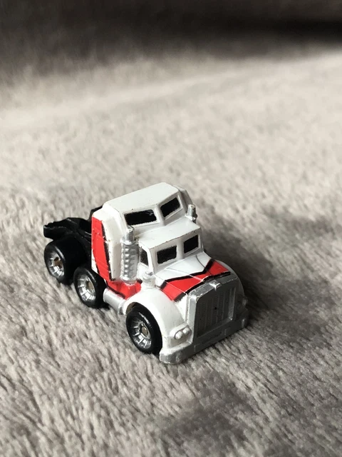VINTAGE MICRO MACHINES Kenworth Cab Semi Truck White Red Stripe 1987 £4 ...
