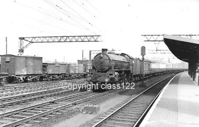 LNER (EX-M&GN CLASS C) CLASS D53 4-4-0 No.050 AT STRATFORD, 1937, B&W ...