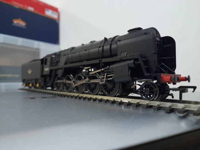 BACHMANN 32-851 BR Standard Class 9F 92192 in BR Black DCC Ready ...