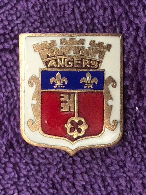 RÉGIONALISME : INSIGNE blason de la ville d'Angers - 1930 EUR 7,90 - PicClick FR