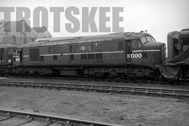 35MM NEGATIVE BR British Railways Diesel Loco 10000 Class D1681 Derby ...