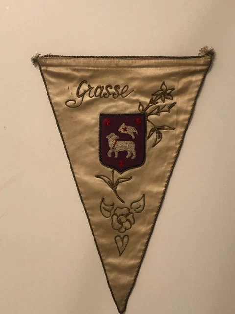 TRES ANCIEN FANION Du Lions Club De Grasse Brode En Cannetille EUR 14 ...