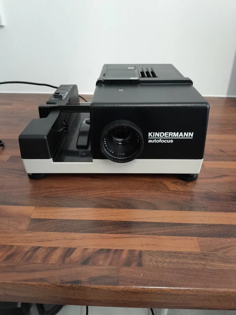 (14) KINDERMANN AUTOFOCUS Slide Projector 35mm Slides with a 85mm lens ...
