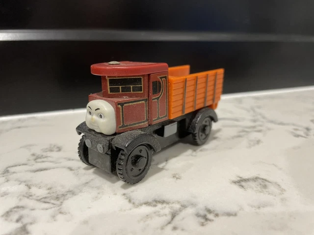 ELIZABETH TRUCK - Thomas The Tank Engine & Friends Wooden Railway ...