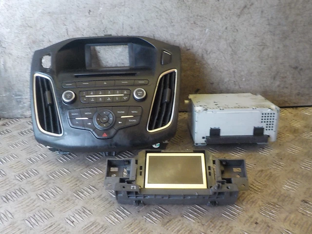 FORD FOCUS MK3 Radio/Cd Player Head Unit With Display Screen ...