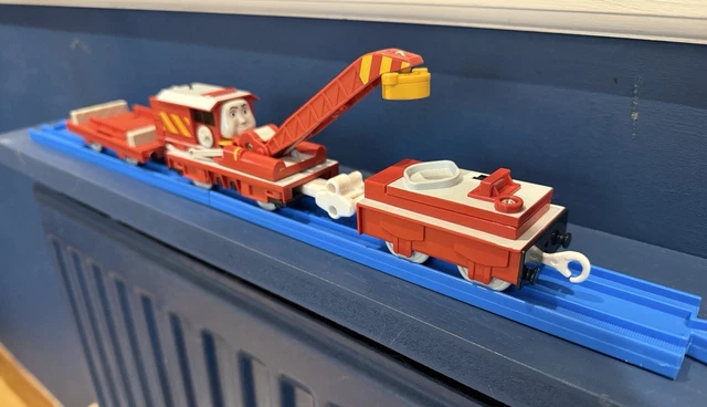 THOMAS AND FRIENDS - Tomy Trackmaster - Battery Train - Rocky w ...