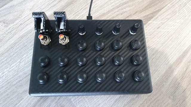 BUTTON BOX FOR PC/consoles sim racing/flight/sim/ets2 programmable ...