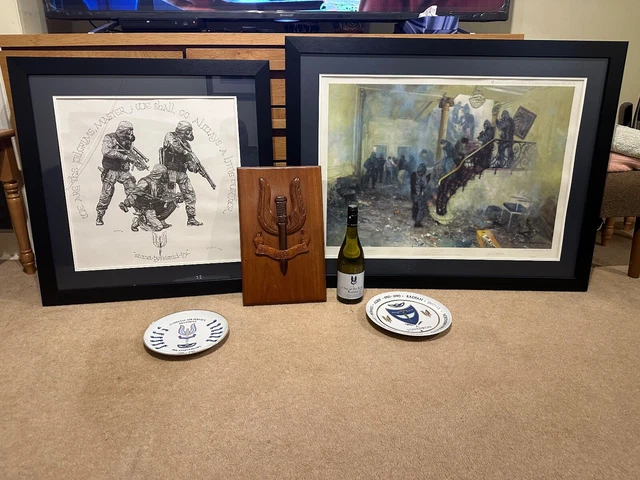 RARE BRITISH SAS A Squadron Memorabilia Artist Graham Colbeck & David ...