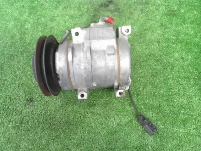 MITSUBISHI FUSO FUSO tractor 2010 A/C Compressor MK565615 [Used ...