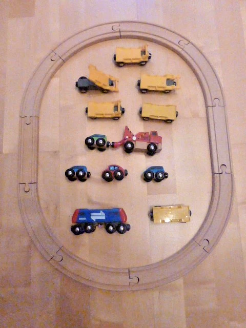 BRIO HOLZEISENBAHN + 33256,33528/549/577 Lok/Autowaggon,Abschlepper ...