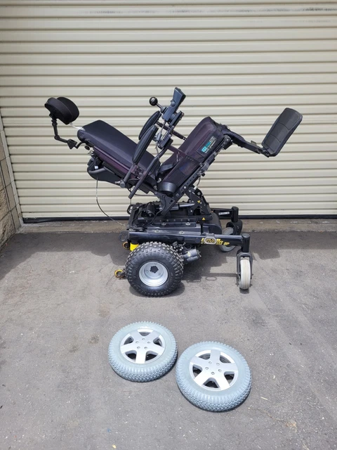 OFFROAD INVACARE STORM Series Torque SP Power Wheelchair w/ Tilt And ...