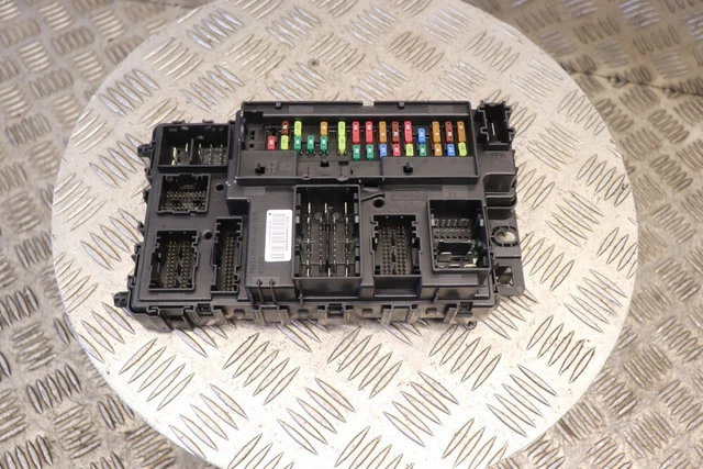 FORD EDGE MK1 Sport Bcm Body Control Module Hu5T-15604-Bfb 2015-2019 ...