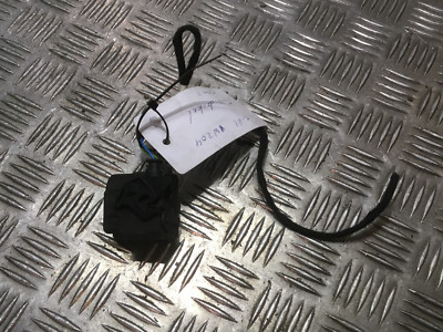 MERCEDES W204 C-CLASS Actuator Tank Flap Locking ZV A2115451728 £12.81 ...