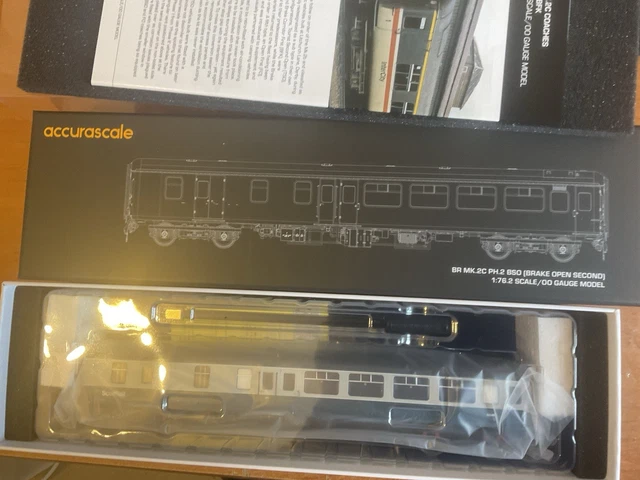 ACCURASCALE MK2C COACH £78.76 - PicClick UK