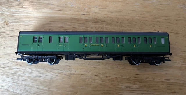 HORNBY R425 SOUTHERN Railway Brake 3rd Coach 3562 £10.00 - PicClick UK