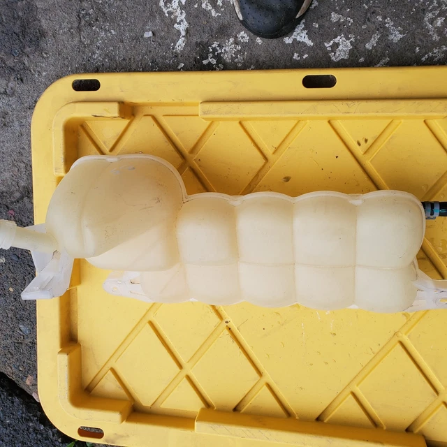 GENUINE FORD RESERVOIR Expansion Tank FL3Z-8A080-A OEM £25.73 - PicClick UK