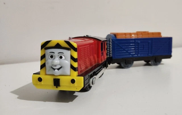 THOMAS THE TANK Engine & Friends Motorised Trackmaster Talking Salty ...