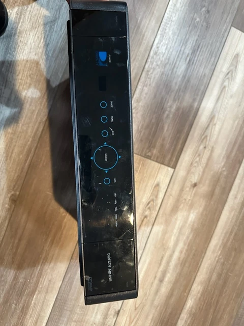 DIRECTV GENIE DVR Receiver HR34-700 with power cable, remote and ...