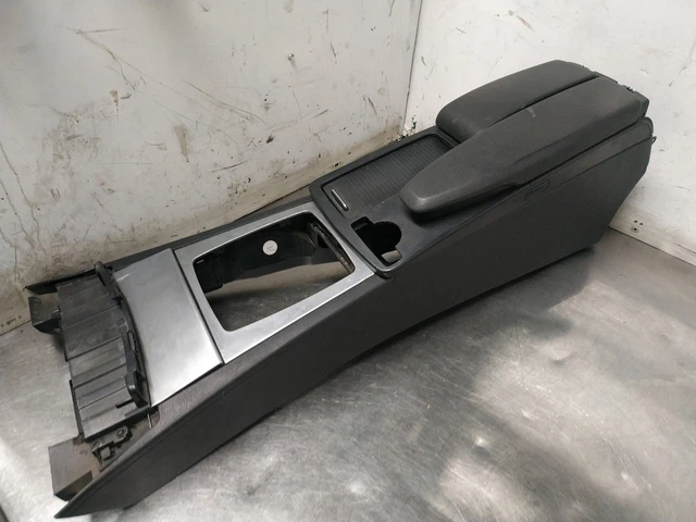 A2046800150 APOYABRAZOS CENTRAL MERCEDES CLASE C (W204) BERLINA * 2008 ...