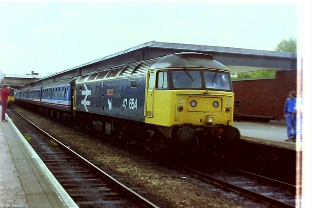 35MM RAILWAY COLOUR Negative Class 47 654 at Derby £1.75 - PicClick UK