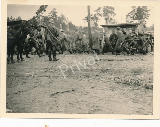 FOTO WK2 WEHRMACHT Soldaten Quartier Kontrollposten Ostfront M1.99 EUR ...