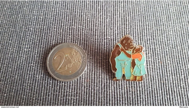 PIN'S PINS LESSIVE Omo Crapoto Singe Maousse Costo EUR 1,20 - PicClick FR