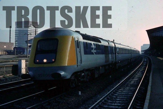 ORIGINAL 35MM SLIDE- Prototype HST 252-001 at Bristol Temple Meads c ...