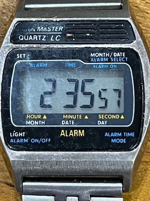 VINTAGE RARE ALARM Chrono Digital Quartz Gents Watch - Name Missing ...