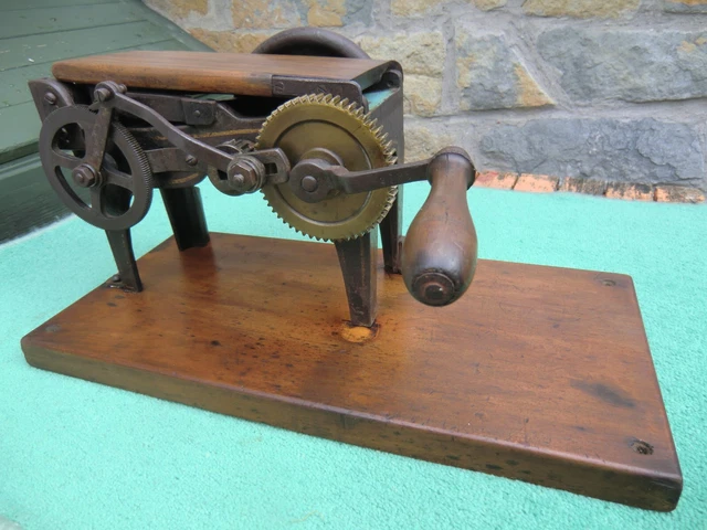 ANTIQUE HAND OPERATED Tobacco Cutter in Excellent Condition £350.00 ...