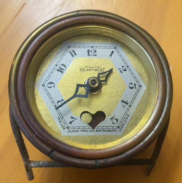 VINTAGE LUX WINDUP Small Clock! Heartbeat Edition!!Waterbury ...