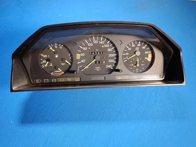 MERCEDES W124 W463 Tacho Uhr Tachometer Kombiinstrument A1245428106 EUR ...