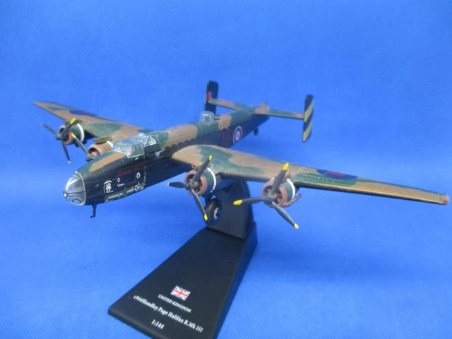 HANDLEY PAGE HALIFAX 1944 by AmerCom. FREE UK POST. £13.99 - PicClick UK