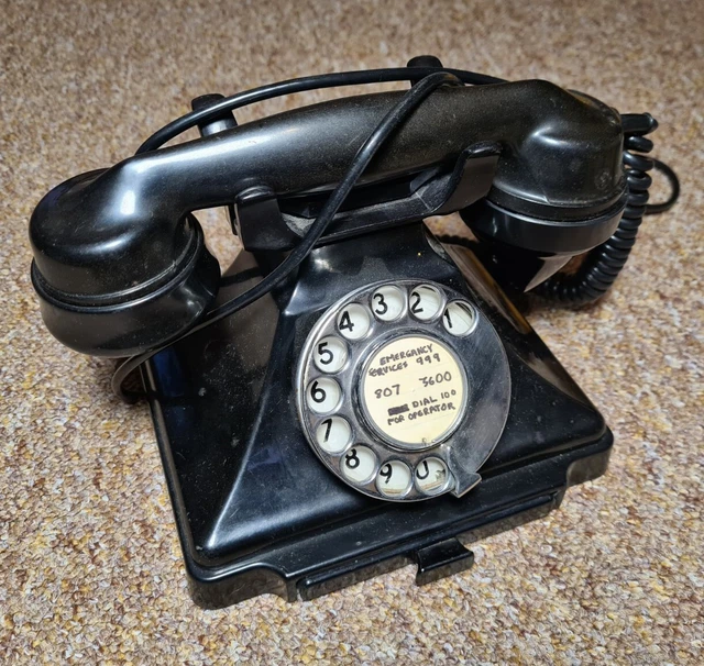 VINTAGE 1956 GPO 1/232F 'Pyramid' Black Bakelite Telephone, Original ...