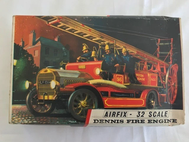 AIRFIX 1914 DENNIS Fire Engine kit complete with transfers (1/32 scale ...