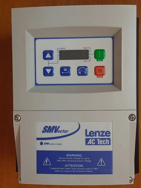 VARIATEUR DE FRÉQUENCE Lenze 8200 SMV Vector 2,2 Kw. -Type ...