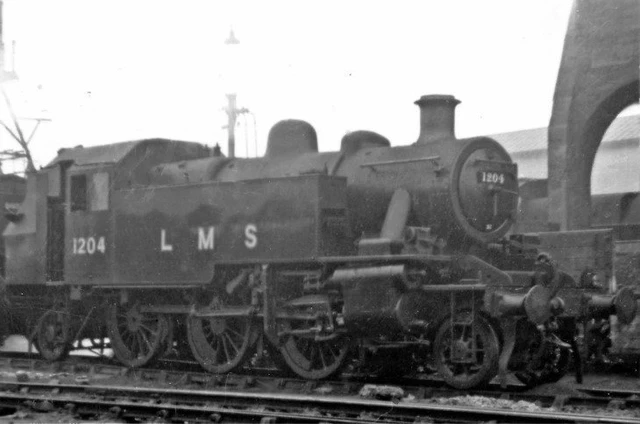 PHOTO LMS Ivatt 3Mt 2-6-2T Loco No 1204 £2.00 - PicClick UK