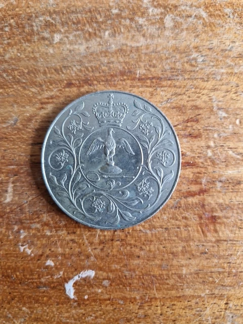 1977 QUEEN ELIZABETH II Silver Jubilee Commemorative British Crown Coin ...