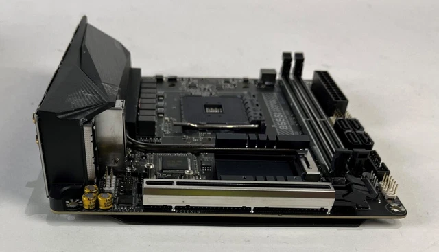 GIGABYTE B550I AORUS PRO AX AMD Socket AM4 Mini ITX - Faulty/Damaged £ ...