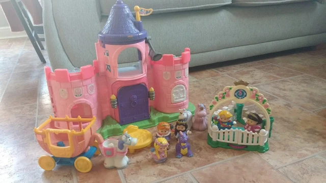 FISHER PRICE LITTLE People Palace Castle Royal Figures Unicorn Makes ...