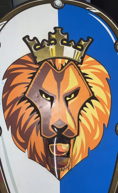 LEGOLAND LEGO CASTLE Lion Foam Shield Lion W Crown 2009 Halloween ...