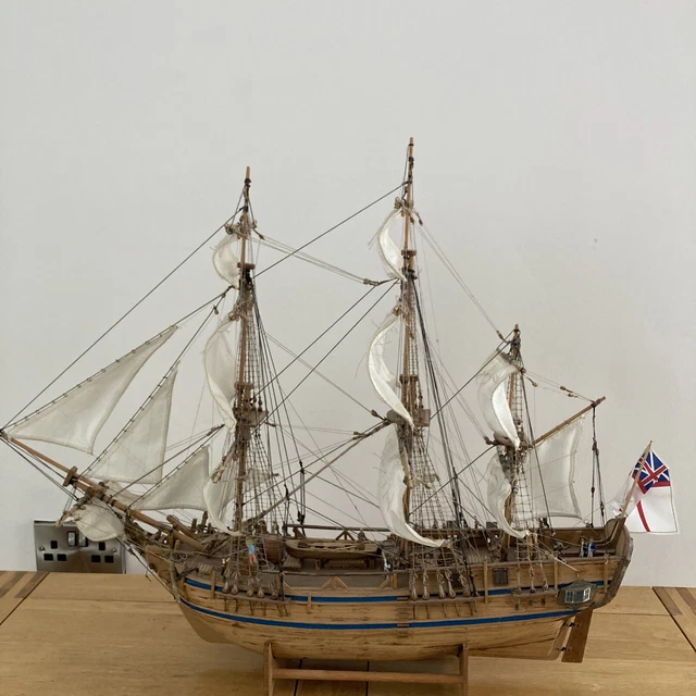 VINTAGE LARGE WOODEN Ship Model Of HMS Bounty £250.00 - PicClick UK