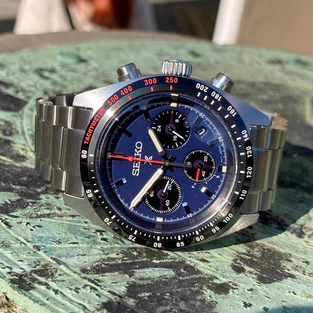 SEIKO PROSPEX 1969 Re-Creation Speedtimer Solar Quartz Chronograph ...
