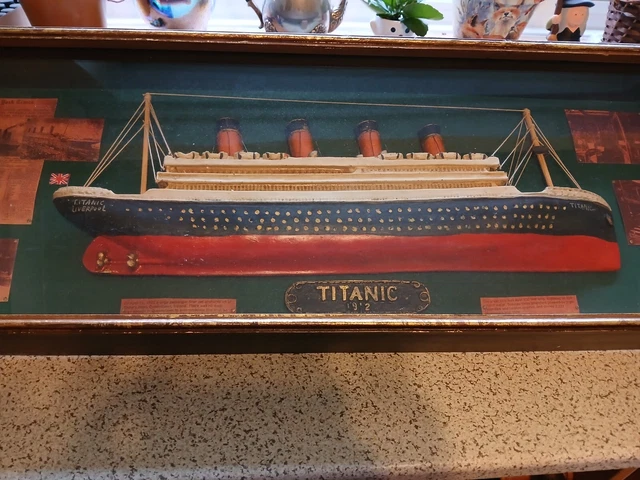 TITANIC MODEL SHIP Pictures Diorama with Historical Details Box Framed ...