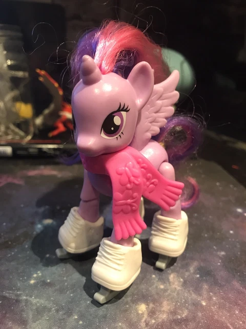 MY LITTLE PONY Princess Twilight Sparkle Ice Skating 3.5” - Hasbro MLP ...