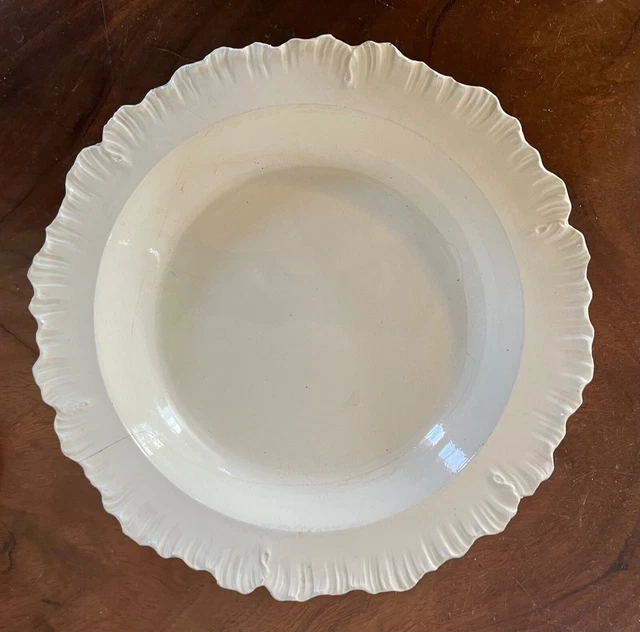ANTIQUE 18TH CENTURY Wedgwood Creamware Shell Feather Edge Soup Bowl ...