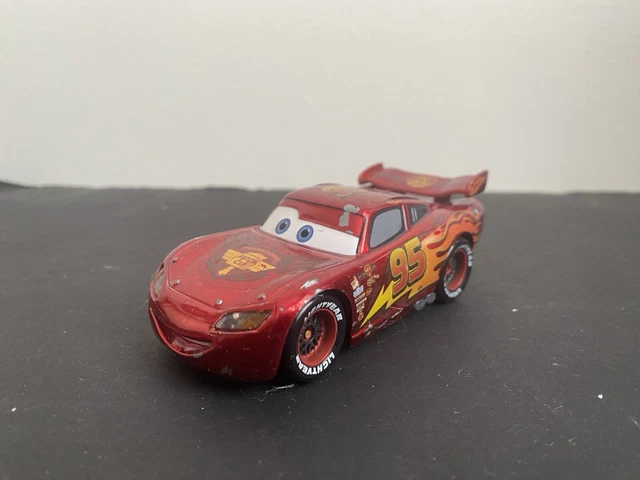 DISNEY PIXAR CARS METALLIC RS TEAM LIGHTNING MCQUEEN 1:43 Disney Store ...