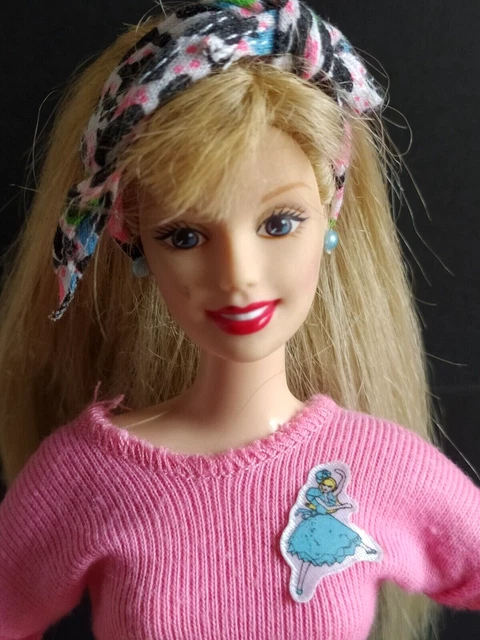 BARBIE GENERATION GIRL, blonde, bras articulée, avec une tenue fashion ...