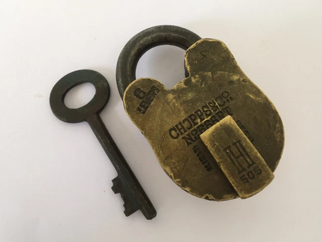 VINTAGE BRASS PADLOCK With Key Small Size Collectible Rich Patina ...