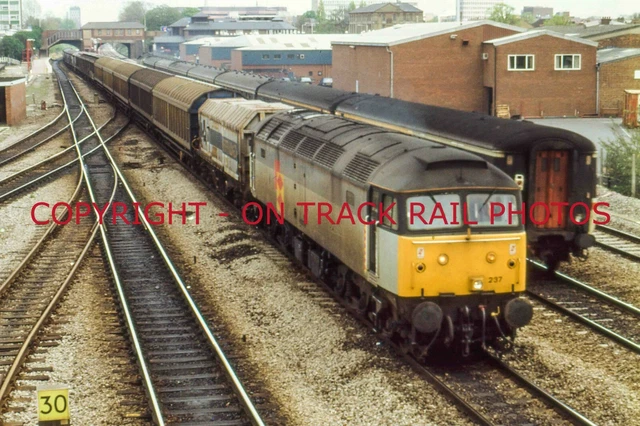 UK RAILWAY PHOTOGRAPH Of Class 47 47237. Rm47-506 £1.70 - PicClick UK